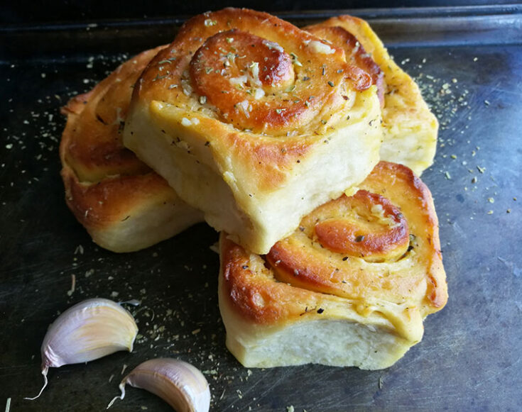 Easy Garlic Rolls ⋆ The Gardening Foodie Easy Garlic Rolls
