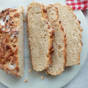 Easy 4 ingredient Beer Bread - No knead -no rise ⋆ The Gardening Foodie